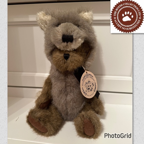 Boyds Bears | Accents | Nwt Boyds Bears Matthew H Bear Wolf Outfit | Poshmark